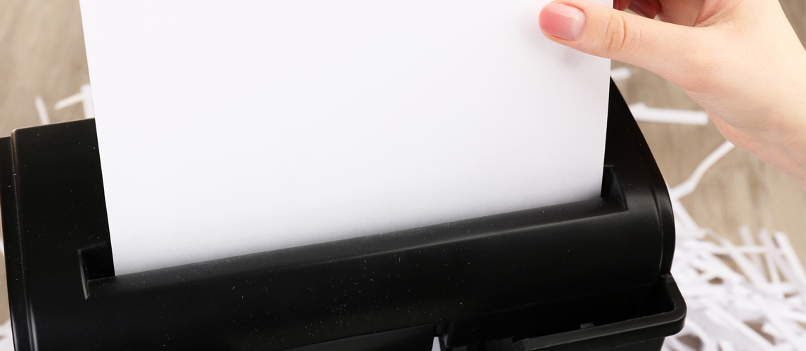 Best Paper Shredders in 2022 [Buying Guide] – Gear Hungry