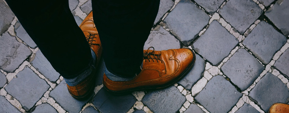 13 Best Shoe Protector Sprays in 2021 [Buying Guide] – Gear Hungry