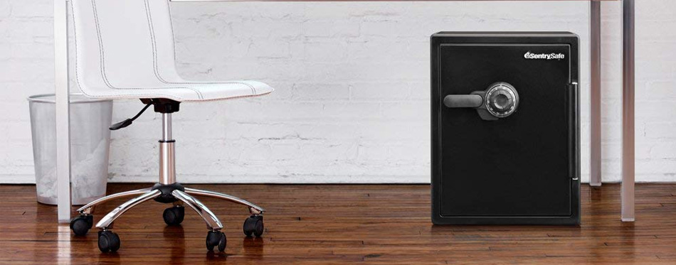 Best Fireproof Safes in 2022 [Buying Guide] – Gear Hungry