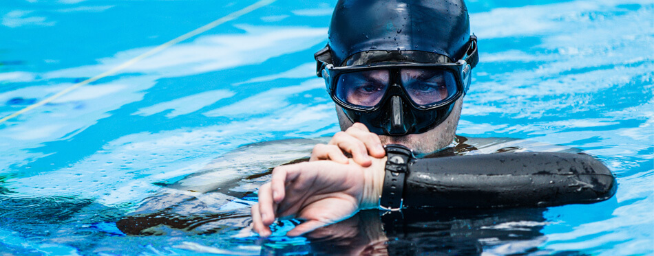 Best Freediving Watches in 2022 [Buying Guide] – Gear Hungry