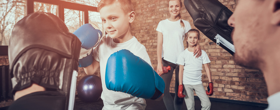 Best Kids Boxing Gloves In 2022 [Buying Guide] – Gear Hungry