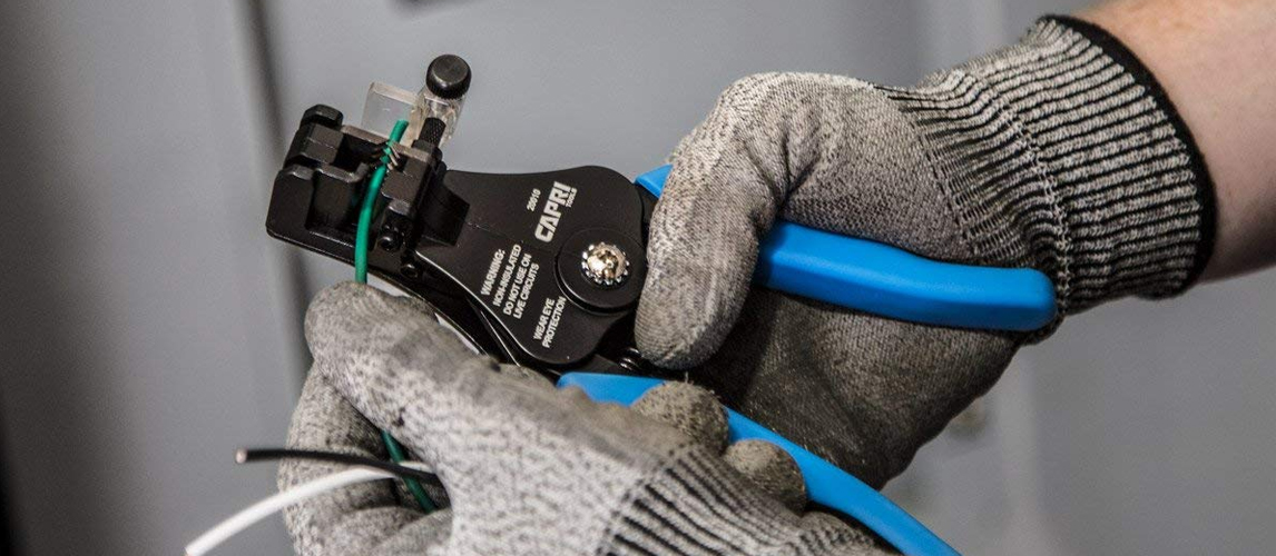 Best Wire Strippers In 2022 [Buying Guide] – Gear Hungry