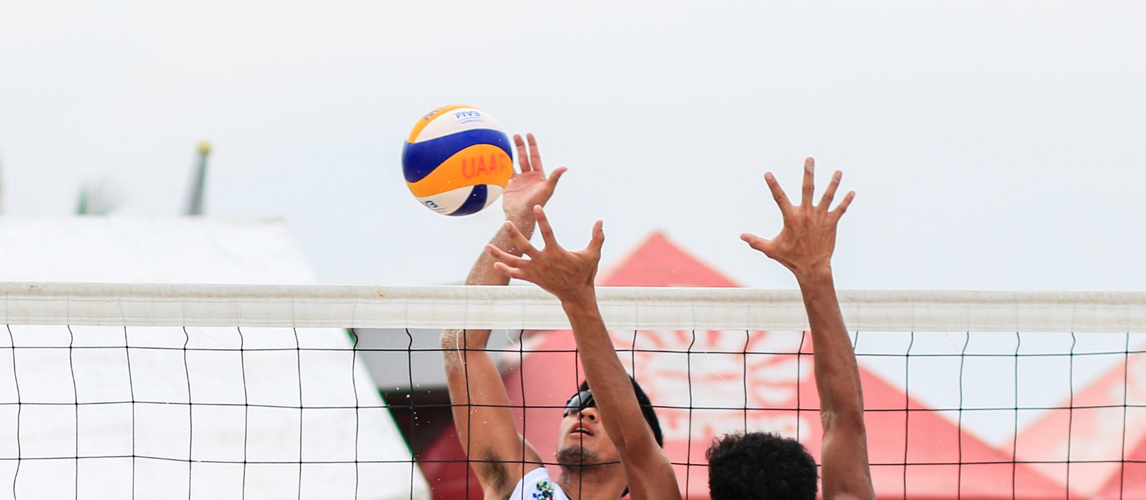 12 Best Beach Volleyballs In 2021 [Buying Guide] – Gear Hungry