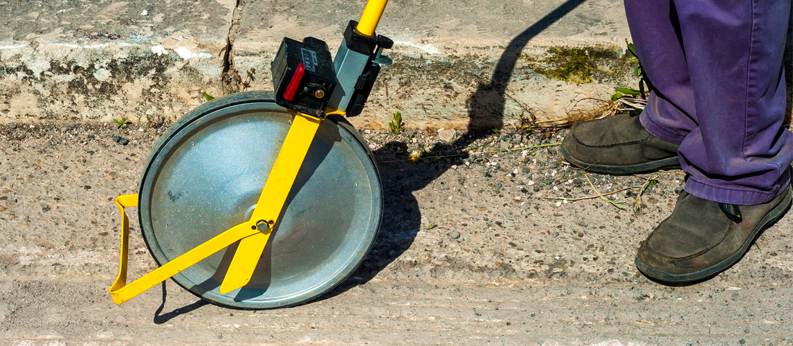 Best Measuring Wheels In 2022 [Buying Guide] – Gear Hungry