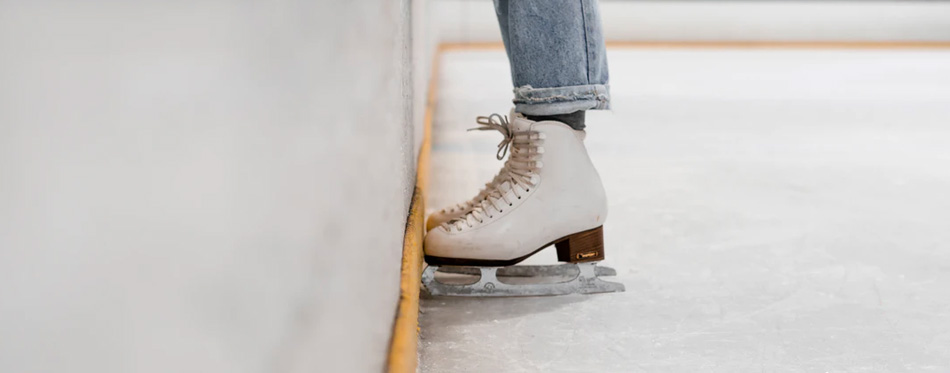 Best Ice Skates In 2022 [Buying Guide] – Gear Hungry