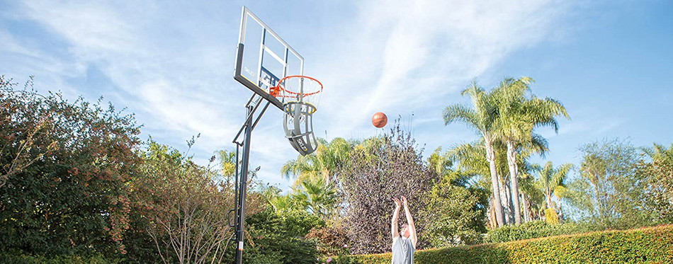 Best Basketball Return Systems In 2022 [Buying Guide] – Gear Hungry