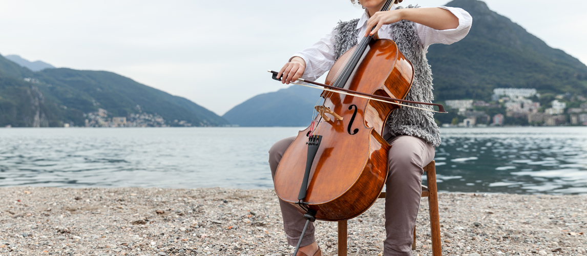 Best Cellos In 2022 [Buying Guide] – Gear Hungry