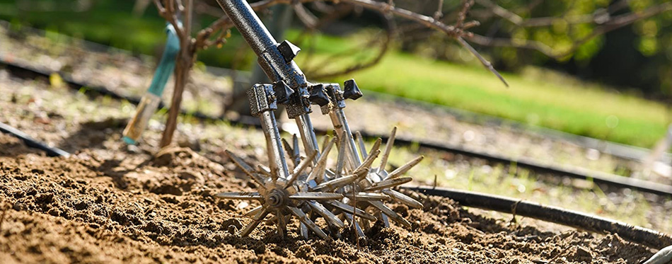 11 Best Tillers In 2020 [Buying Guide] – Gear Hungry