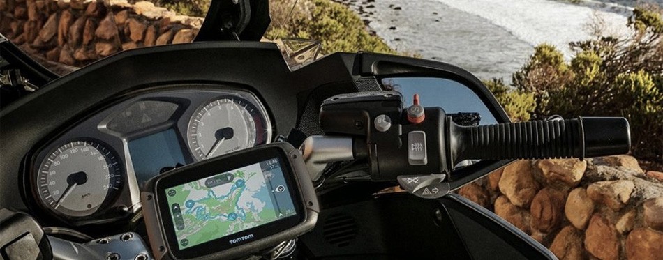 Best GPS For Motorcycles In 2022 [Buying Guide] - Gear Hungry