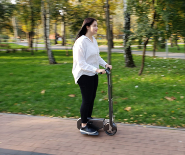 BooZter Compact Electric Scooter - Buy, Scoot, Boogie - GearHungry