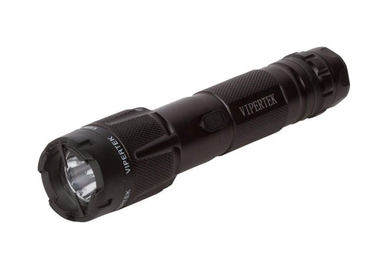 Best Self Defence Flashlights In 2022 [Buying Guide] – Gear Hungry