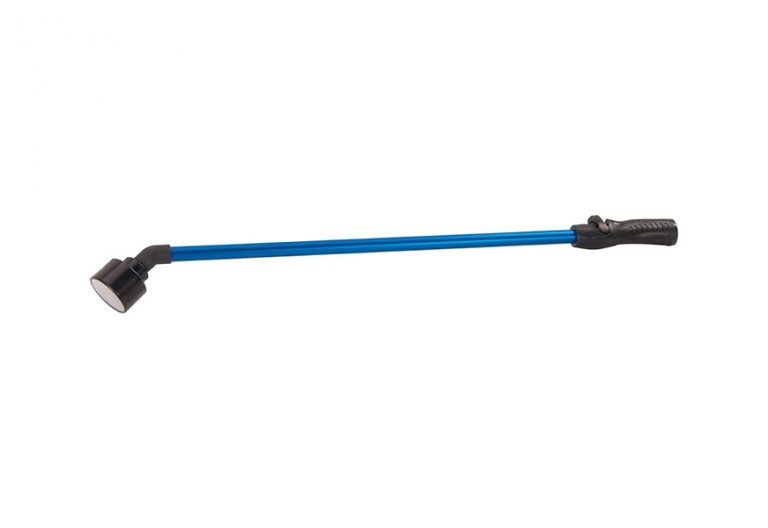 Best Garden Hose Wands In 2022 [Buying Guide] – Gear Hungry
