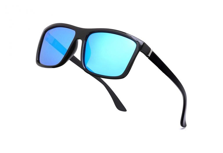 Best Blue Lens Sunglasses For Men 2022 [Buying Guide] Gear Hungry