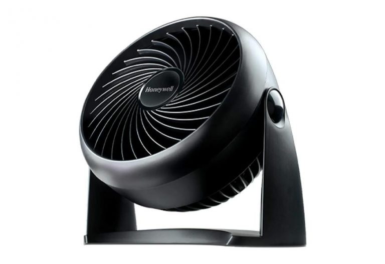 Best Desk Fans in 2022 [Buying Guide] – Gear Hungry