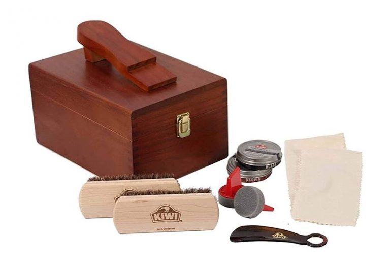 Best Shoe Shine Kits in 2022 [Buying Guide] – Gear Hungry