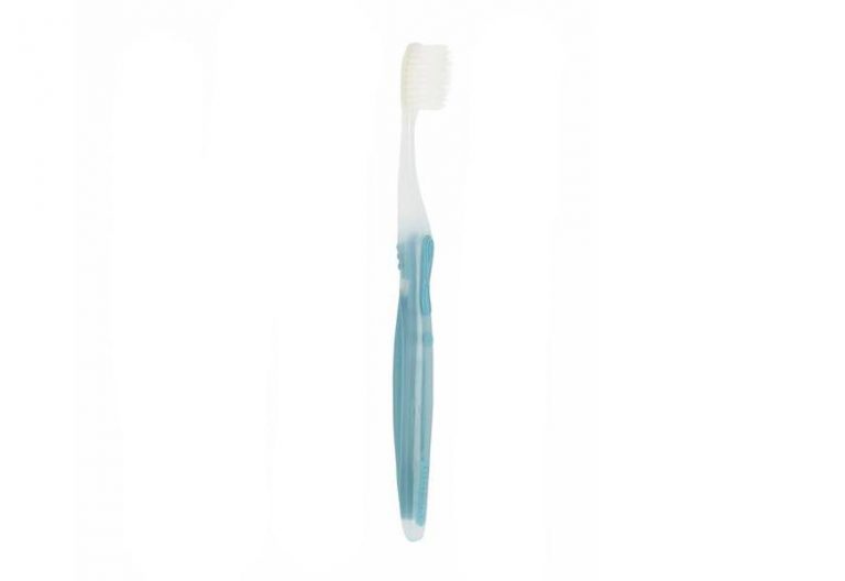 Best Manual Toothbrushes In 2022 [Buying Guide] – Gear Hungry