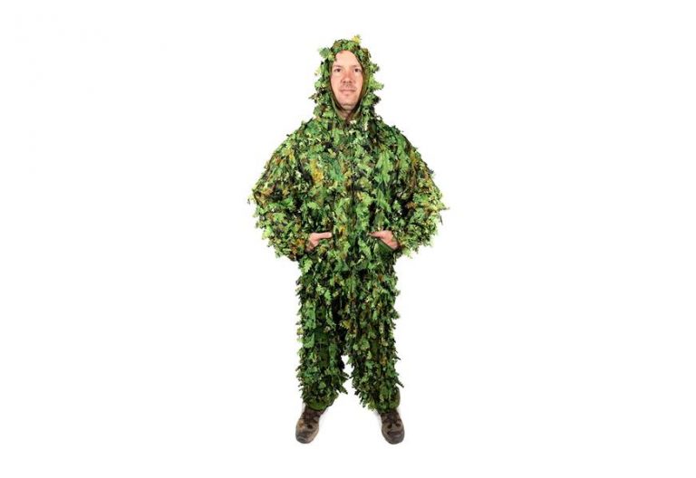 Best Ghillie Suits In 2022 [Buying Guide] – Gear Hungry