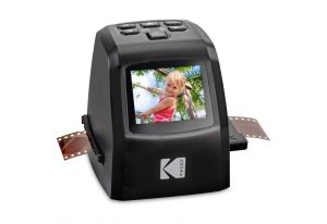 Best Slide Scanners In 2022 [Buying Guide] – Gear Hungry