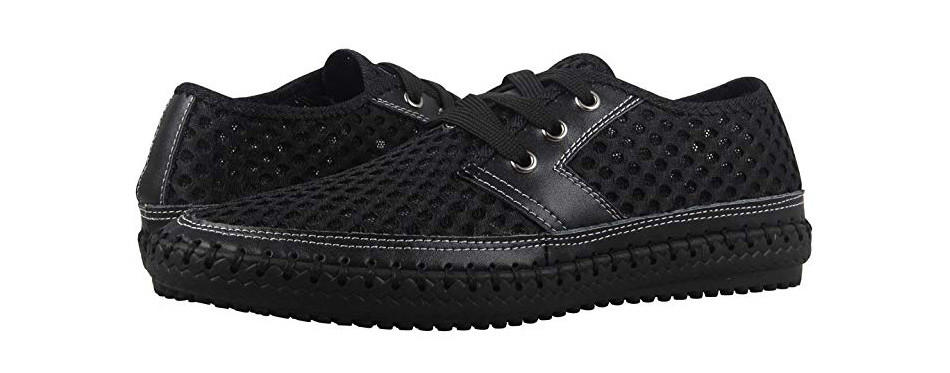 17 Best Walking Shoes for Men in 2020 [Buying Guide] – Gear Hungry