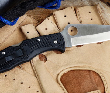 6 Best Self Defence Flashlights In 2020 [Buying Guide] – Gear Hungry