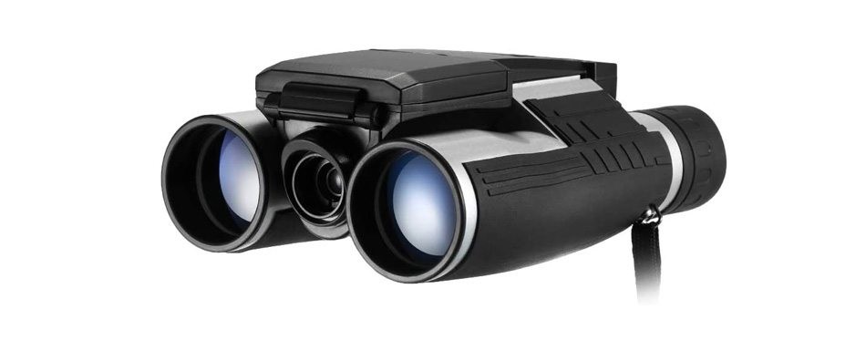Best Digital Camera Binoculars In 2022 [Buying Guide] – Gear Hungry