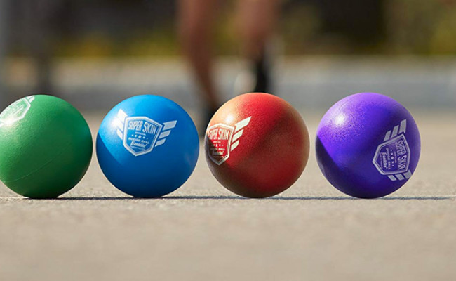 8 Best Dodgeballs In 2019 [Buying Guide] – Gear Hungry
