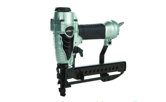 10 Best Staple Guns In 2019 [Buying Guide] – Gear Hungry