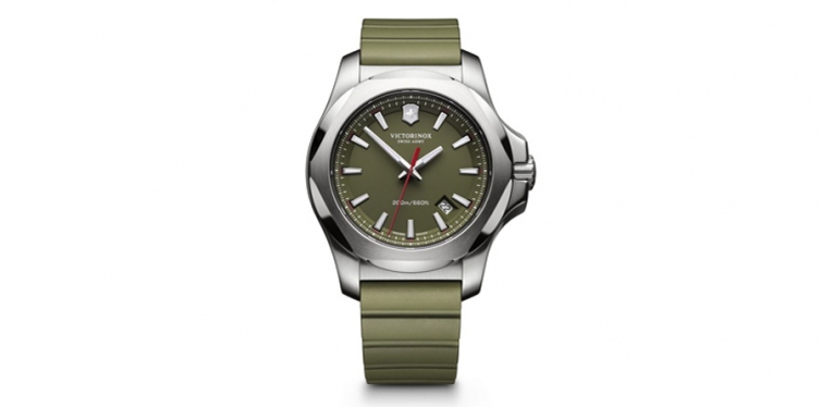 12 Best Victorinox Swiss Army Watches For Men | Gear Hungry
