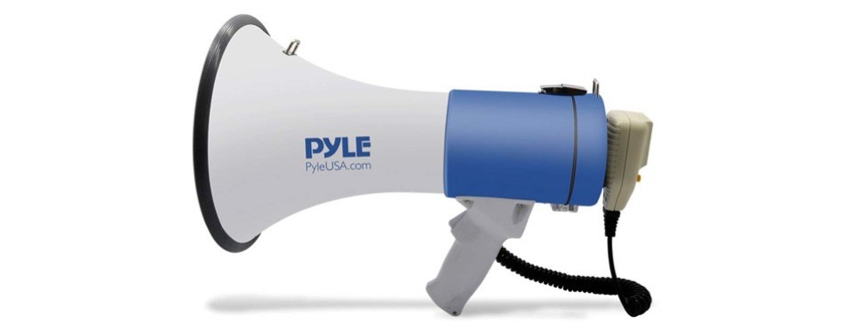 10 Best Megaphones In 2019 [Buying Guide] – Gear Hungry