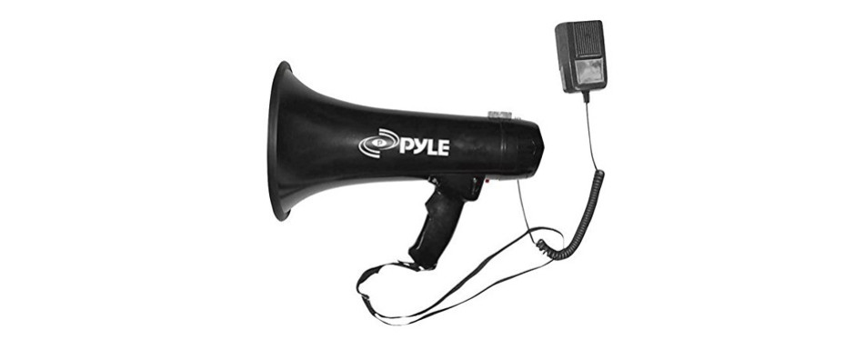 10 Best Megaphones In 2019 [Buying Guide] – Gear Hungry