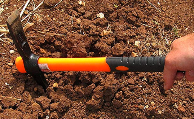 5 Best Mattocks In 2019 [Buying Guide] – Gear Hungry