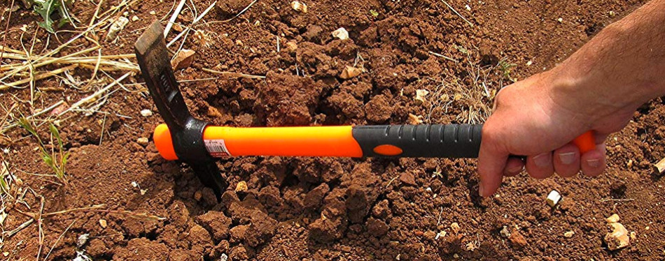 5 Best Mattocks In 2019 [Buying Guide] – Gear Hungry